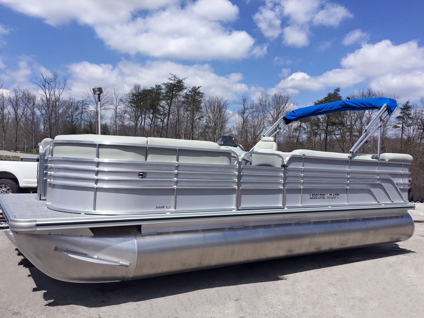 22' Prestige Leisure Kraft Pontune 2225LX