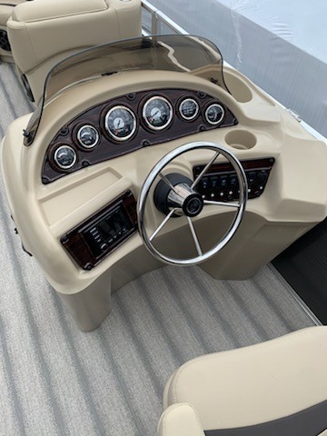 22’ Prestige Series Pontune - New Boats In Stock