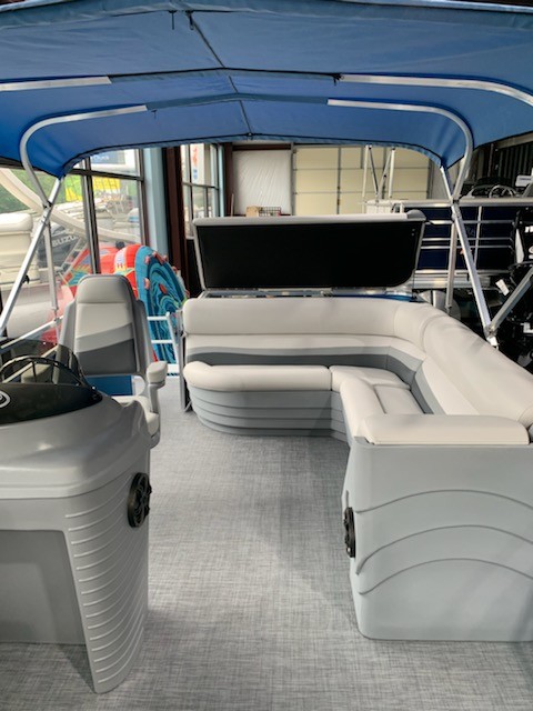 22’ Challenger Series Pontoon 2225CS - New Boats In Stock